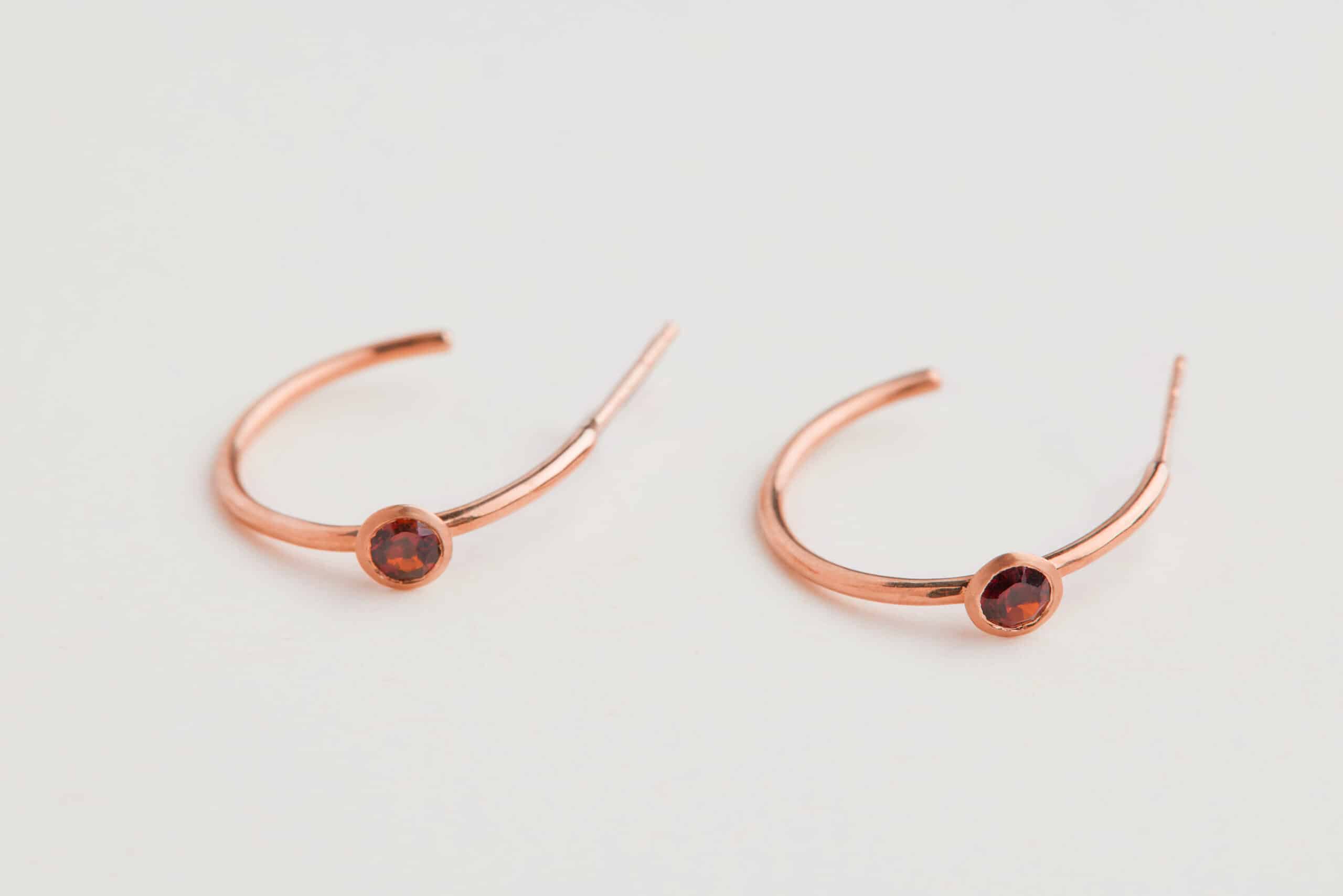 Round Garnet Hoops - STUDIO DUSA