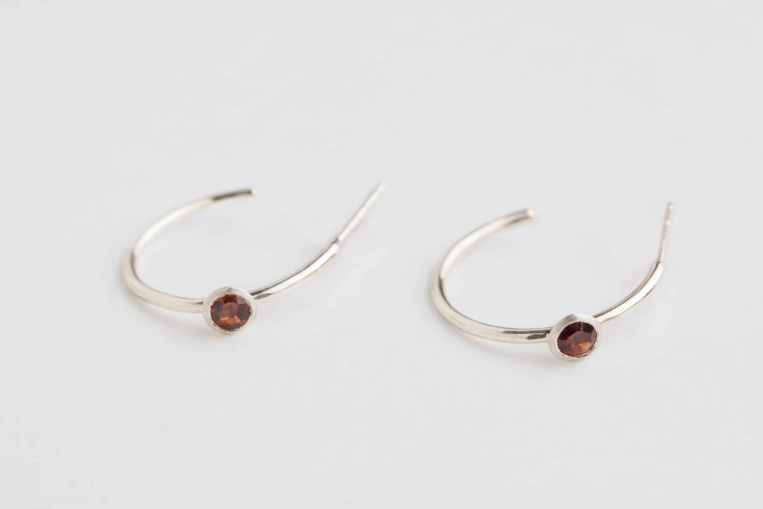 Round Garnet Hoops - STUDIO DUSA